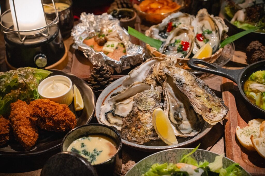 【WDP's News!!2024Nov.】〜BBQ屋さんがプロデュースする牡蠣小屋の新店舗情報と、冬のホリデーシーズンにおすすめな宿泊プランをご紹介〜 - ウッドデザインパーク